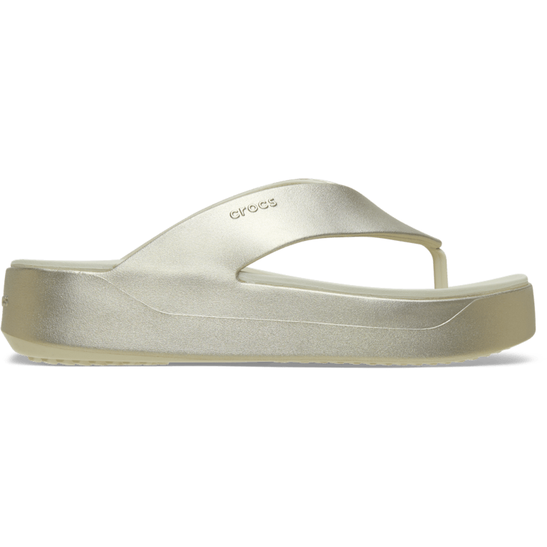 crocs slides platform