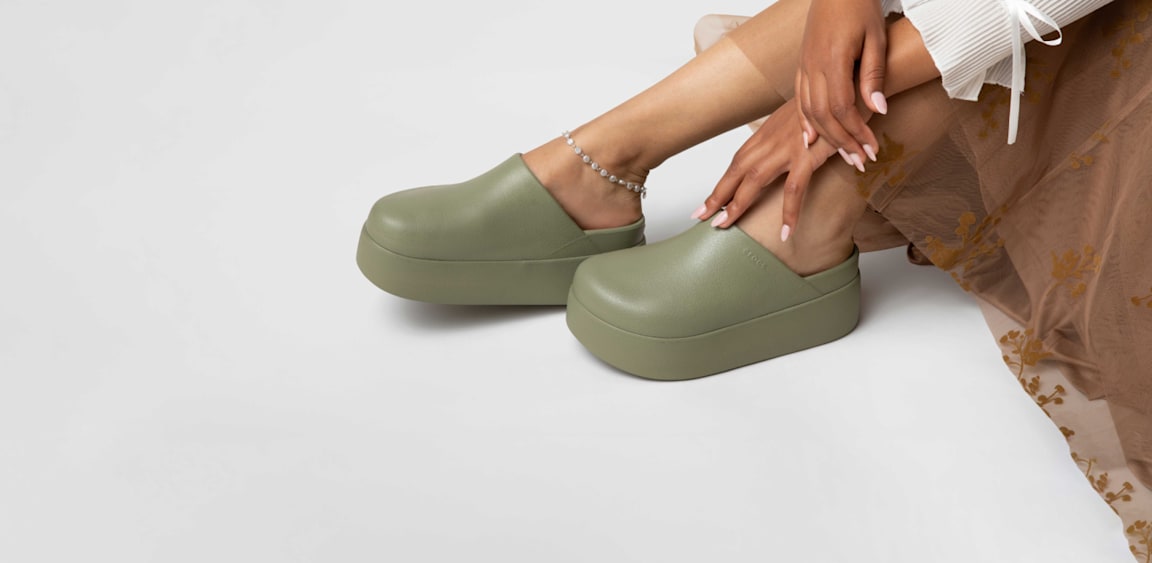 crocs dylan studded clogs