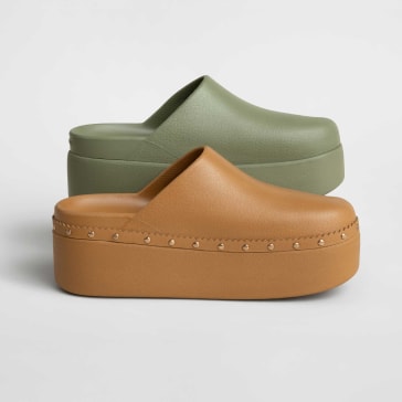crocs sandals platform