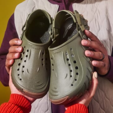 walking crocs uk