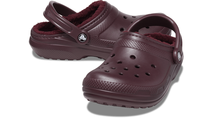 Crocs unisex Classic Lined Clogs Dark Cherry