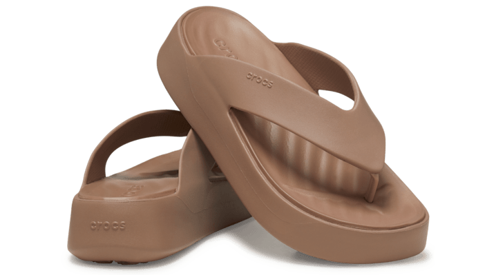 Crocs | Women | Getaway Platform | Flips | Latte