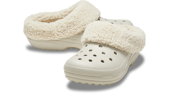 Crocs unisex Classic Blitzen Clogs Pumice